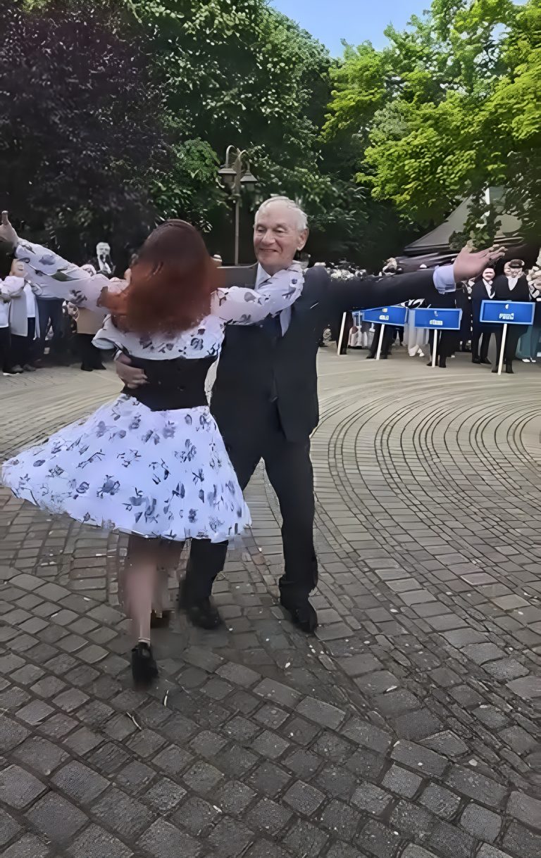 Visszavonultan él Bécsben az operett egykori igazgatója, Németh Sándor ...