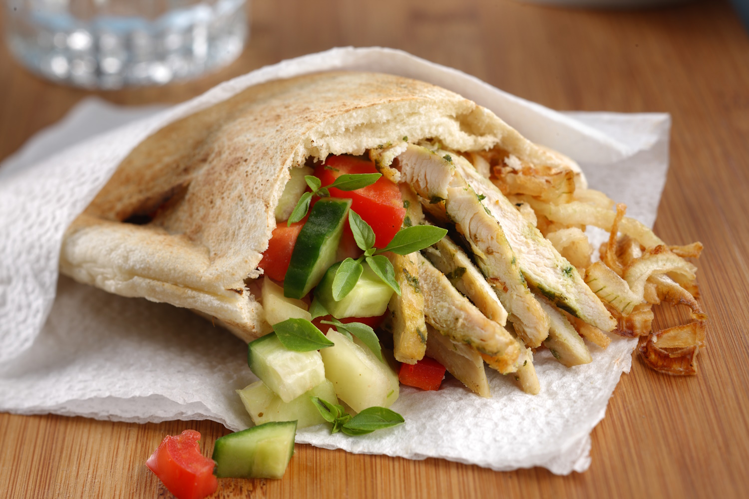 A szomszédasszony könyörögni fog a receptért: 4 házi gírosz