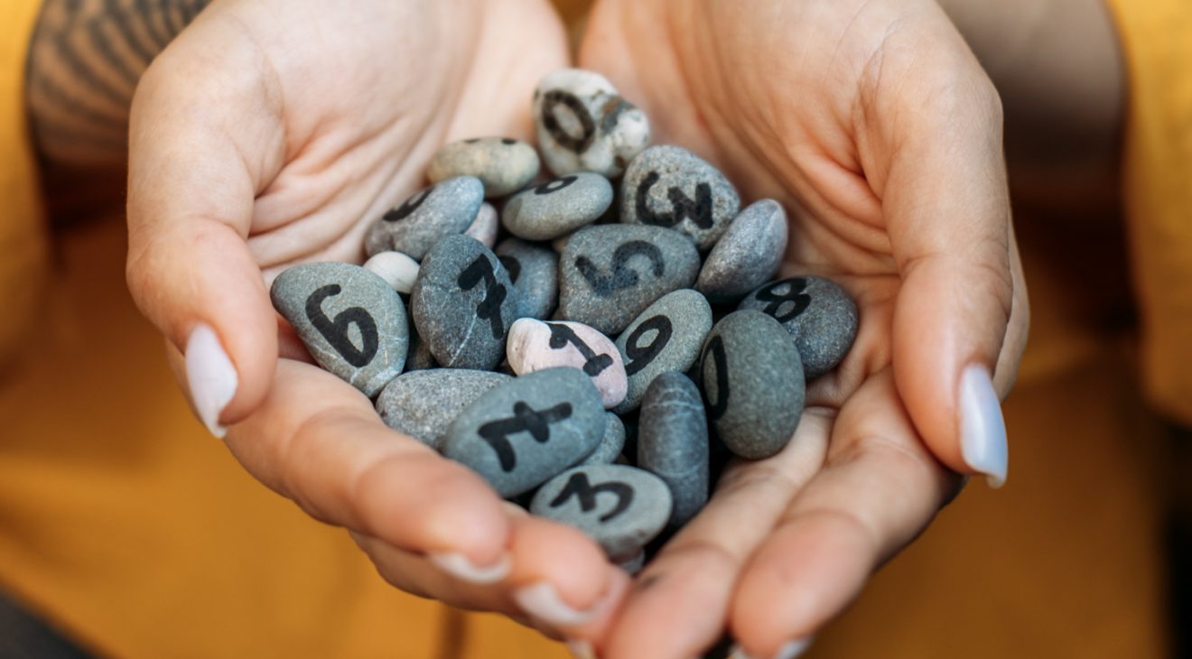 Mágikus számok üzenetei: így tudhatja meg, mit üzennek önnek a ...